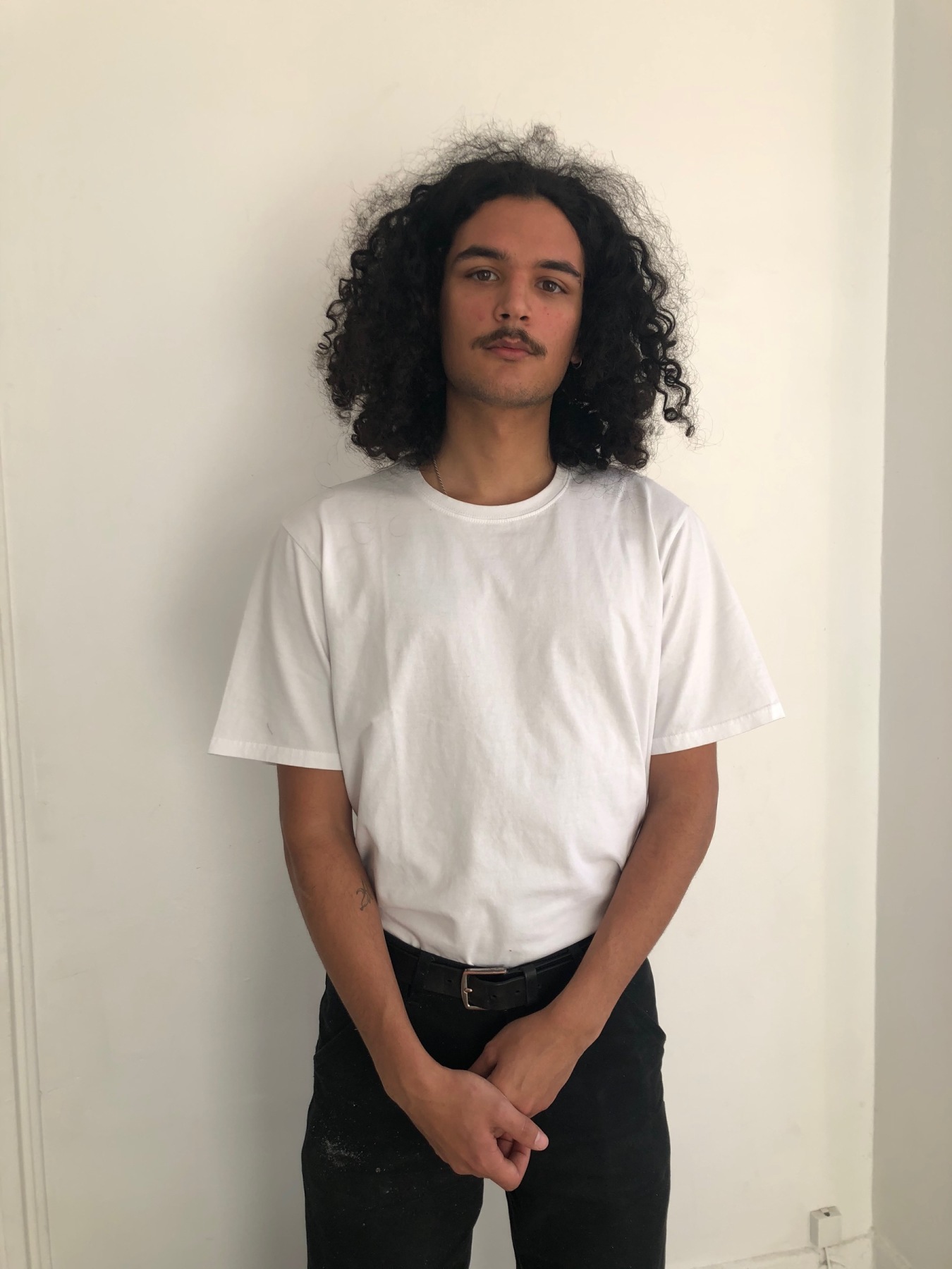 CYRUS › Legends Café